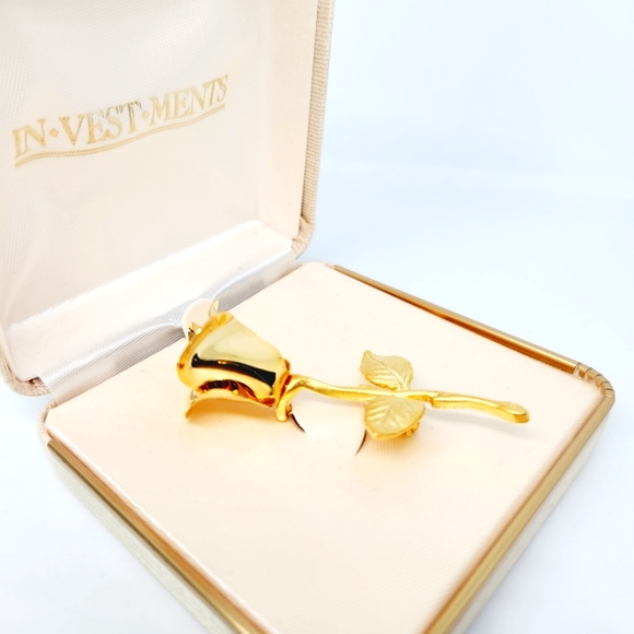 Jewelry | Vintage Rose Flower Gold Plated Brooch Pin New In Box ...